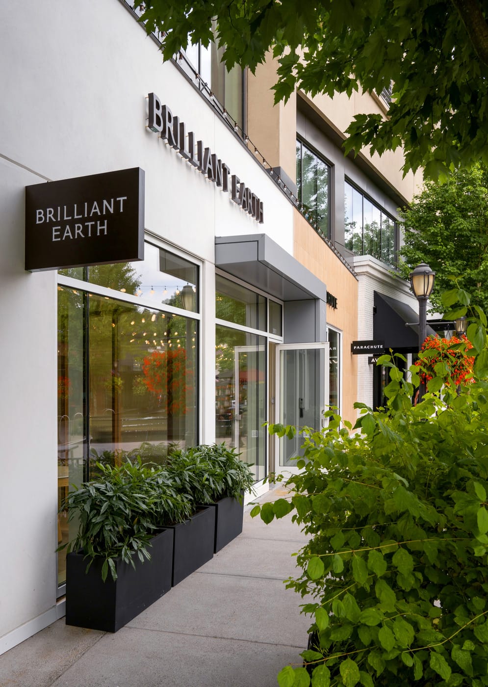 Retail Design Programming for Brilliant Earth | MG2 Architecture