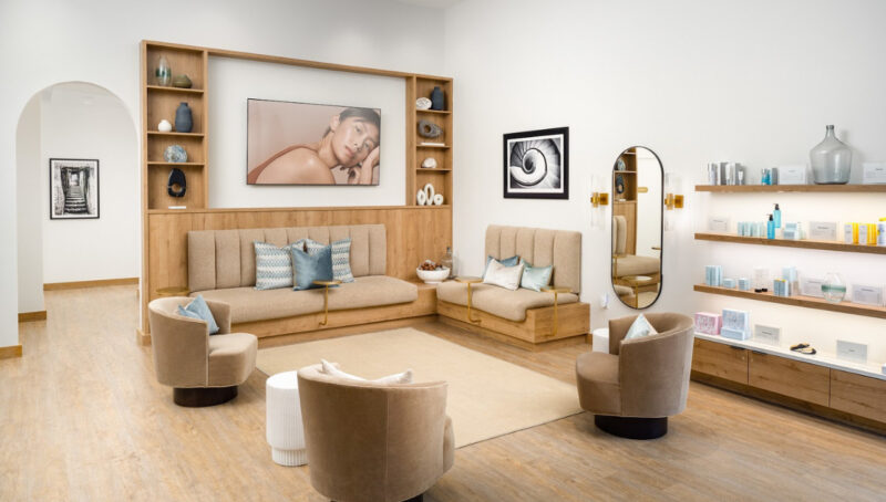 Ever/Body | Beauty & Wellness Retail Design