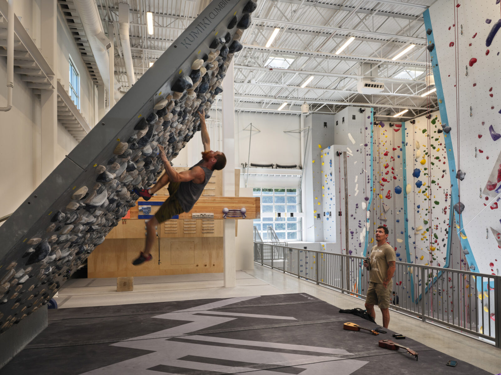 Edgeworks Climbing & Fitness at Crossroads - MG2