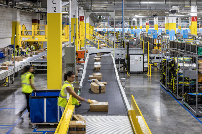 Amazon Delivery Station